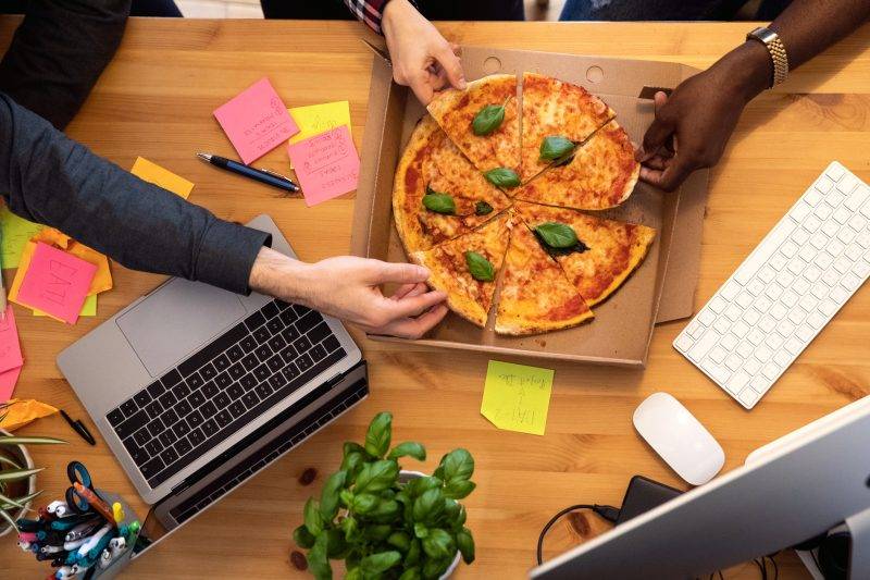 FREE Lunch - Widget Financial